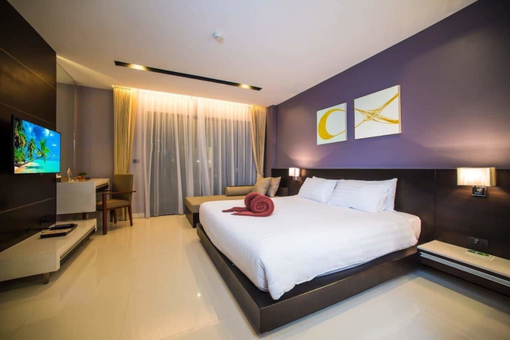 Deluxe Room+breakfast
 @Thecharmresortpatong - Patong Beach