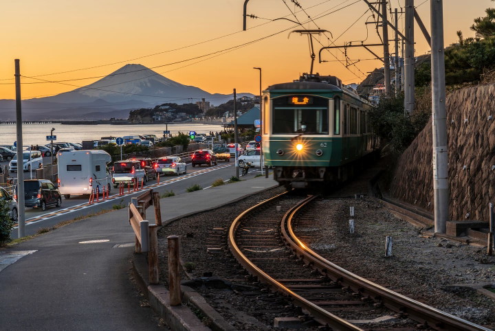 鎌倉市|海まで徒歩5分・江ノ島駅まで徒歩5分|一棟貸切・2寝室・最大8名|サーファー歓迎 - Kamakura