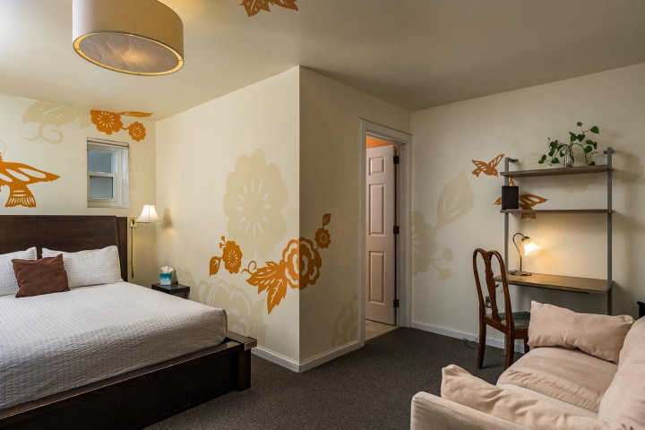 The Garden Room - Queen Anne Bed & Breakfast - Denver, CO