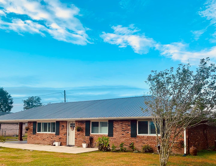 Peaceful Private Country Home In Central Location - Lafayette, LA