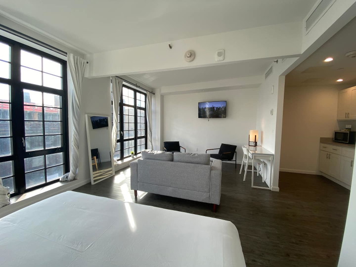 138 Bowery-spacious King Suite - New York City