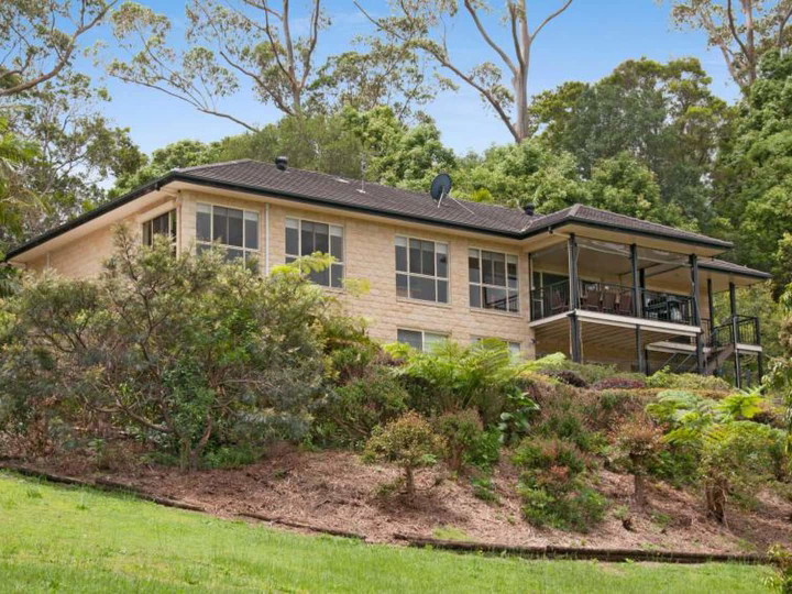 *Lake House* - Montville