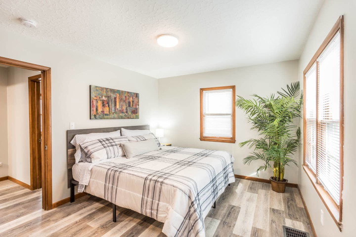 The University Cottage: 3 Bed/2 Bath - Sioux Falls, SD