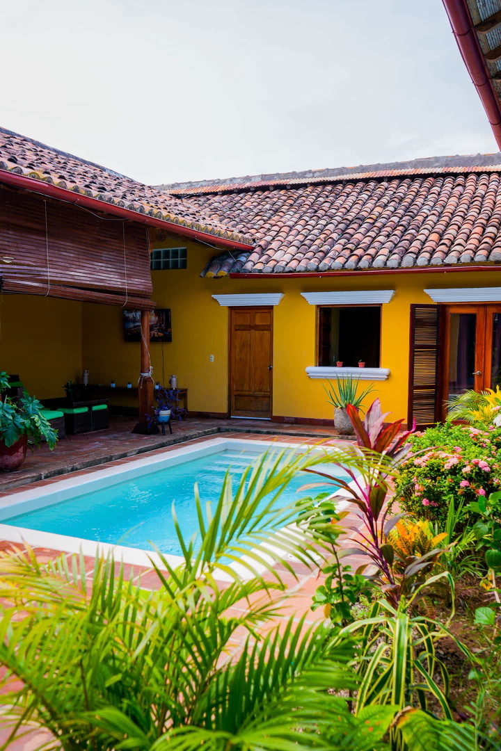 Maison Coloniale Avec Piscine Privée, Emplacement Idéal Et Climatisation - Nicaragua