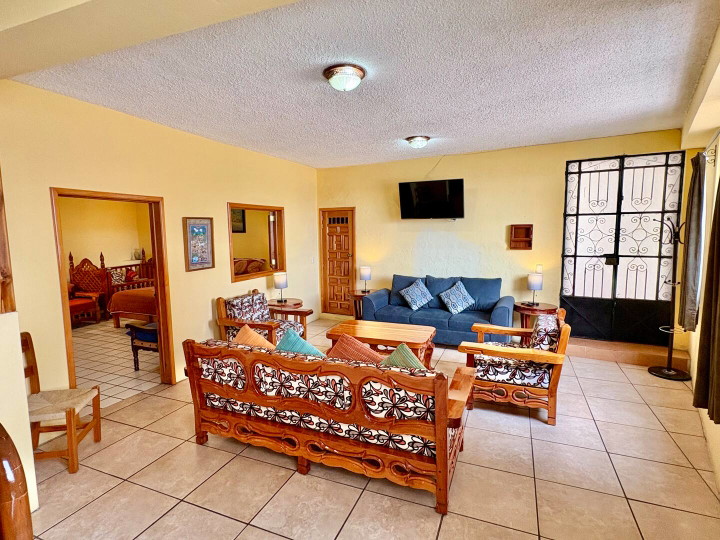 Casa Madeira. Book 4 Nights, Only Pay For 3. - Taxco