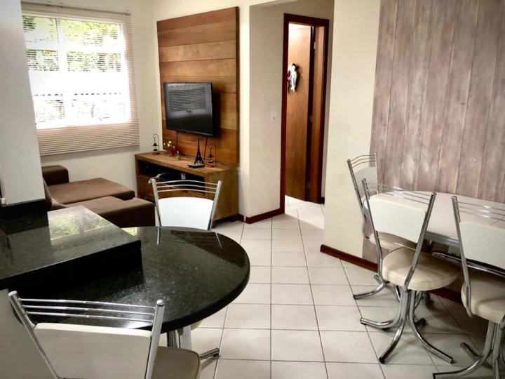 Apto - Próximo Vila Germãnica - Furb - Centro - Blumenau