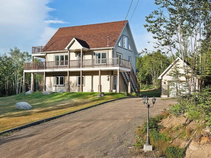Boisia: Spa, Pool Table, 5bdr, 10 Min To Massif - Le Massif de Charlevoix