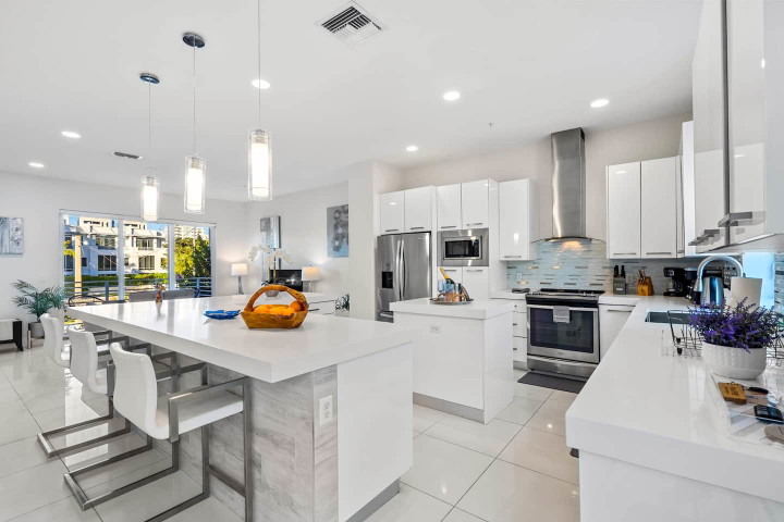 Modern 4 Bedroom Townhome Near The Ocean - Fort Lauderdale