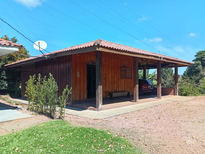 Casa-chalé Próximo Ao Centro - Castro