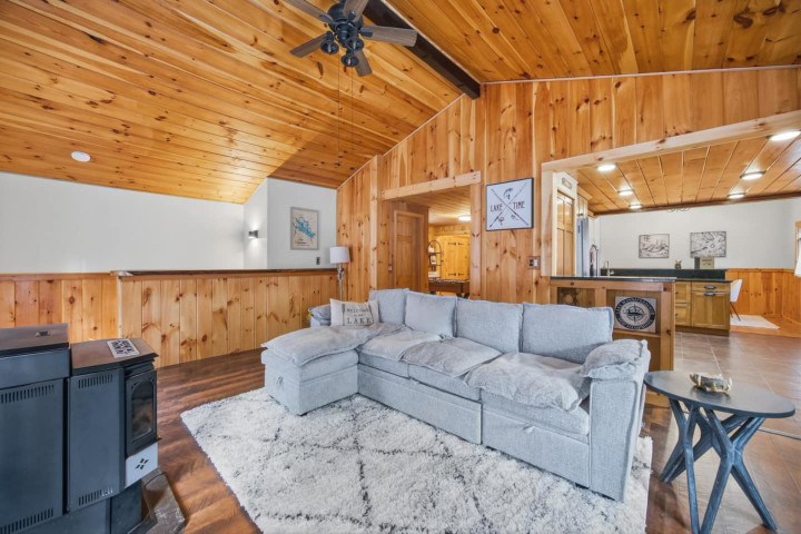 Group Cabin Near Gunstock & Lake Winnipesaukee - Gilford, NH