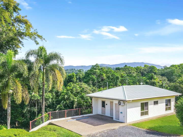 Mountain View Tropical Retreat - Cassowary Coast - Queensland