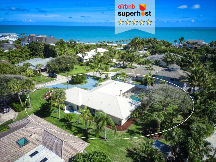 4 Bedroom, Walk To Ocean, Heated Pool, Game Room! - Vero Beach, FL