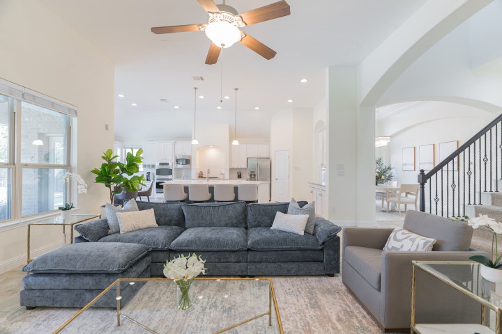 Beautiful And Cozy Retreat - The Woodlands, TX