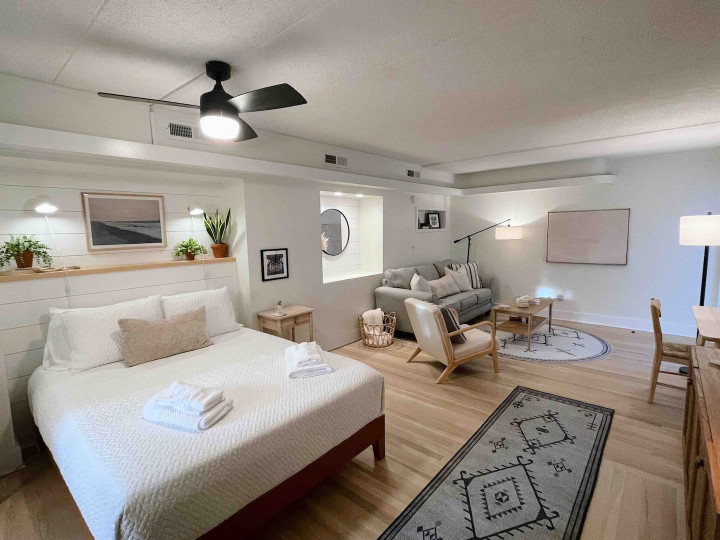 Corner Condo At The Doorstep Of The Intercostal Waterway And Local Restaurants! - Wilmington, NC