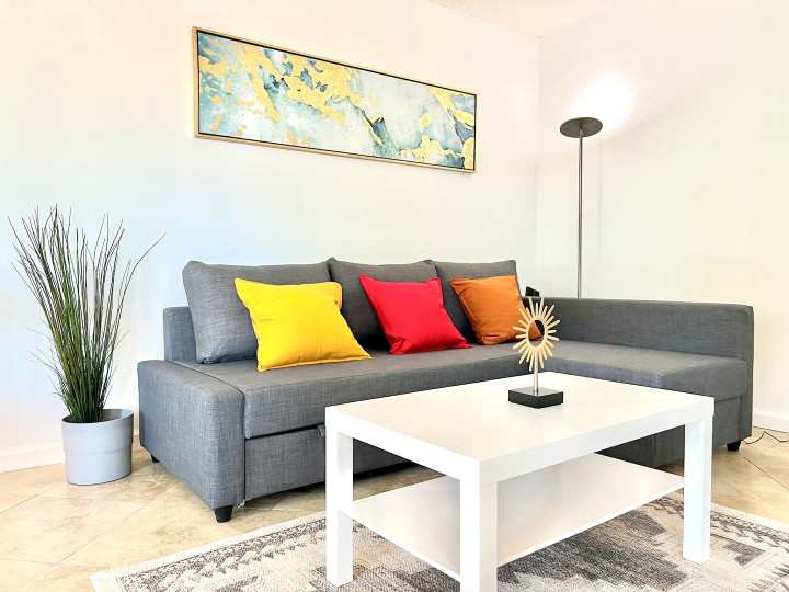 Cozy House Near Disney, Knotts & Beach! - Anaheim