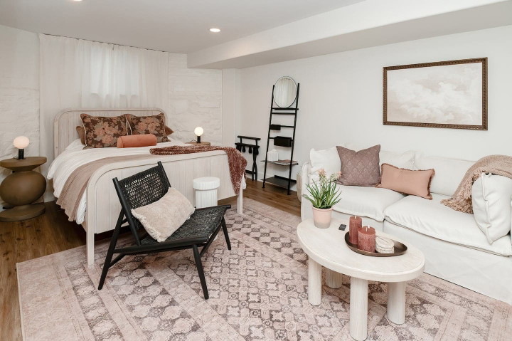 Soaking Tub Retreat | Cozy Luxe Stay Near Yale - Connecticut