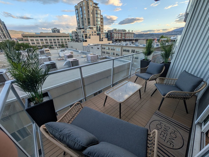 Downtown Cultural District - The Boho Studio - Kelowna