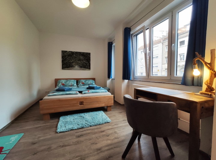 Gost - 5 - Elegant Room - Private Bathroom - Nürnberg
