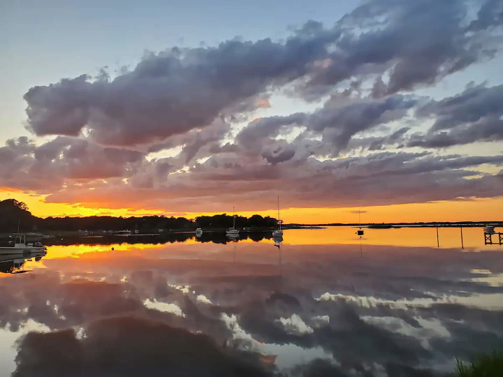 1 Bedroom Hamptons Waterfront Cottage Heated Pool - Long Island, NY