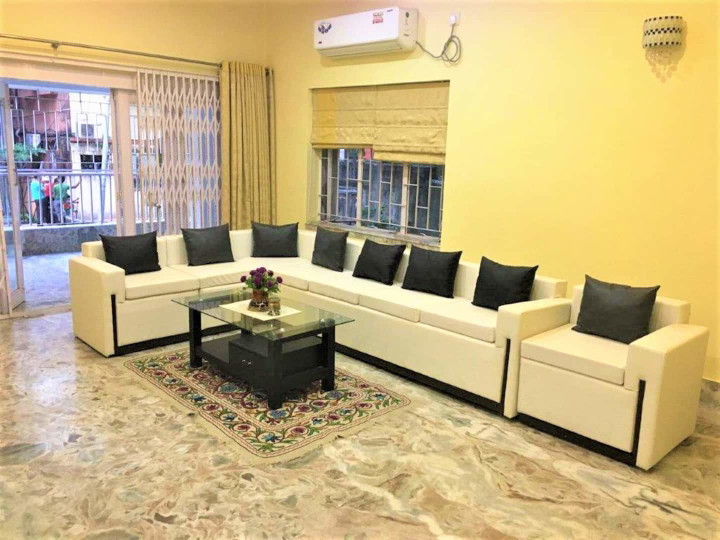 Lavish Apartment In The Heart Of South Kolkata - 加爾各答