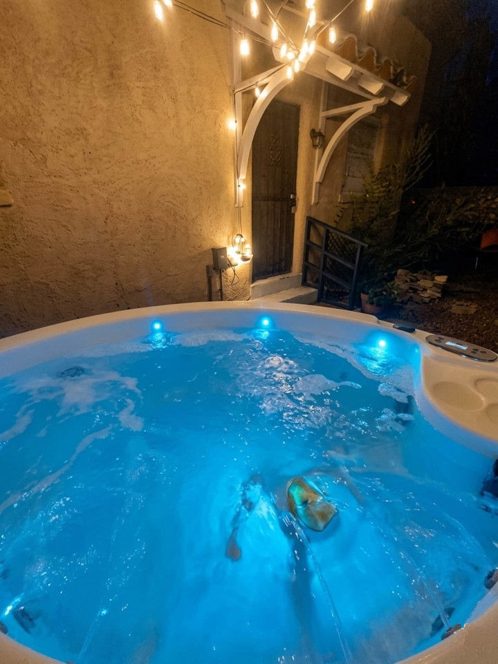 Jacuzzi Suite - 2m Walk To Farmer's Mkt - 拉斯克魯塞斯