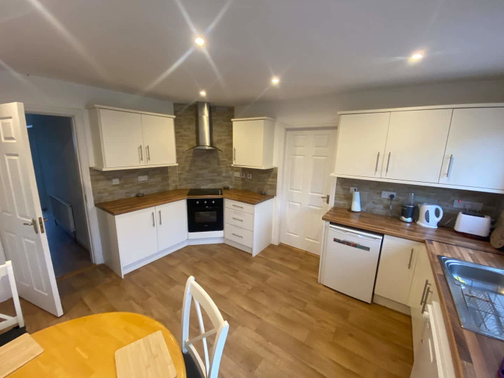 Large 2 Bedroom House - Listowel, Ireland
