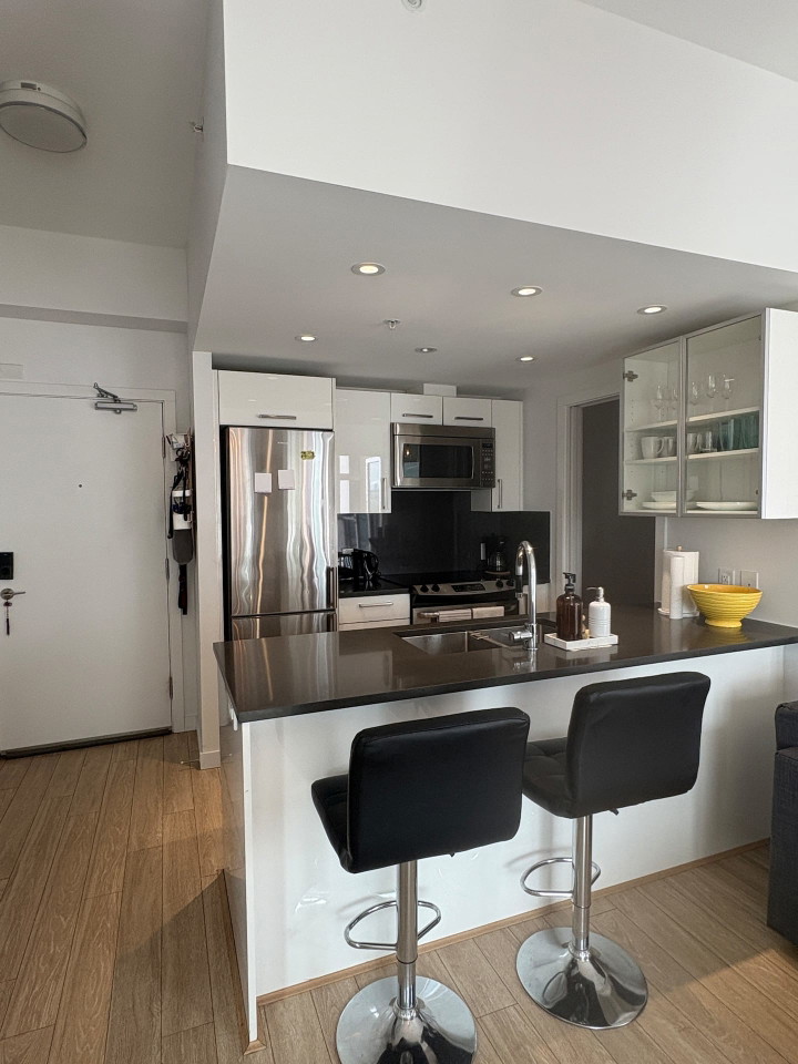 Mins To Bc Place- Downtown/free Parking/sleeps 4/ - Vancouver