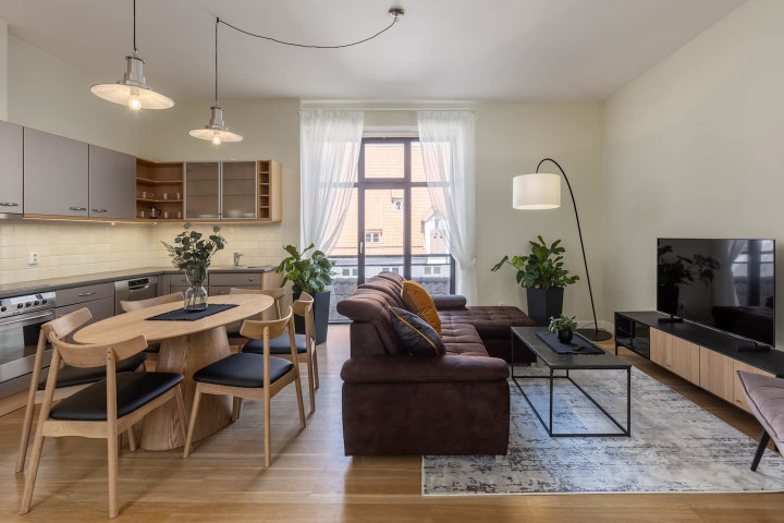 3 Bedroom Old Town Apartment | Elevator & Ac - Riga