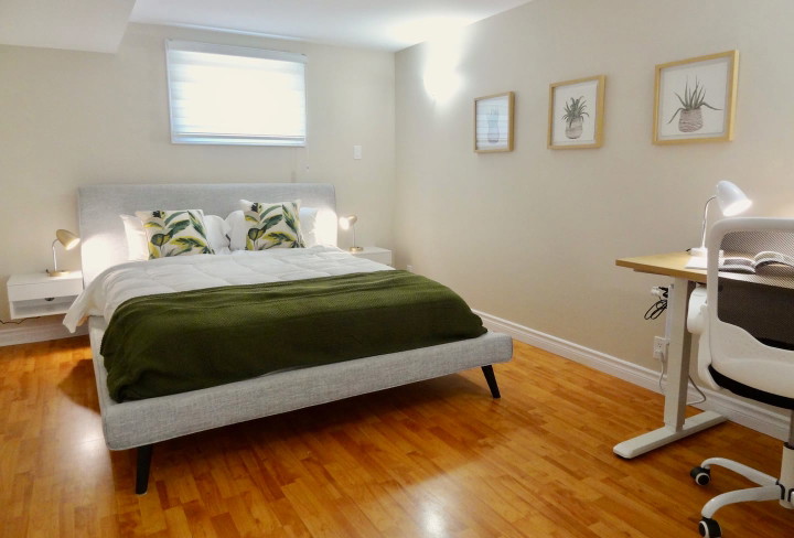 Fully Equipped Chic 1 Bedroom With Sit/stand Desk - Waterloo, ON, Canada