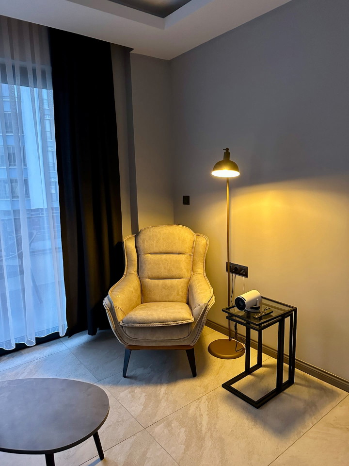 D M House 13 - Samsun