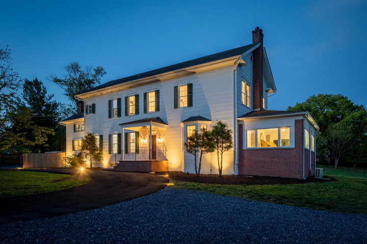 Shenandoah Heritage | 5br W/ Sauna + Cedar Hot Tub - Front Royal, VA