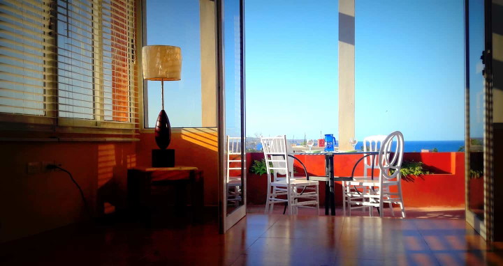 La Casa Roja - Cuba
