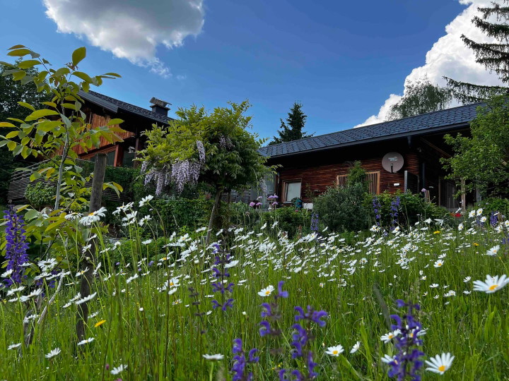 Living In The Blooming Garden - Bad Aussee