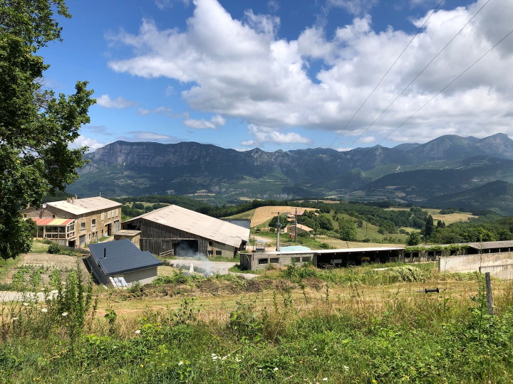 Refuge De Moyenne Montagne - Bourdeaux