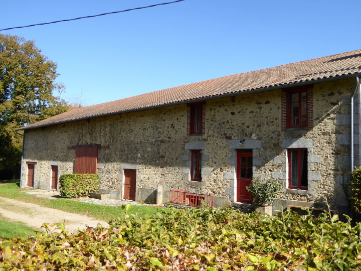 Gite Du Domaine De La Texoniere Et Sa Piscine - Saint-Léonard-de-Noblat