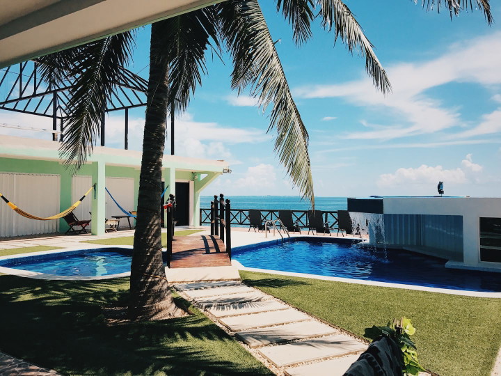 4. Oceanfront Apartment - Cancún