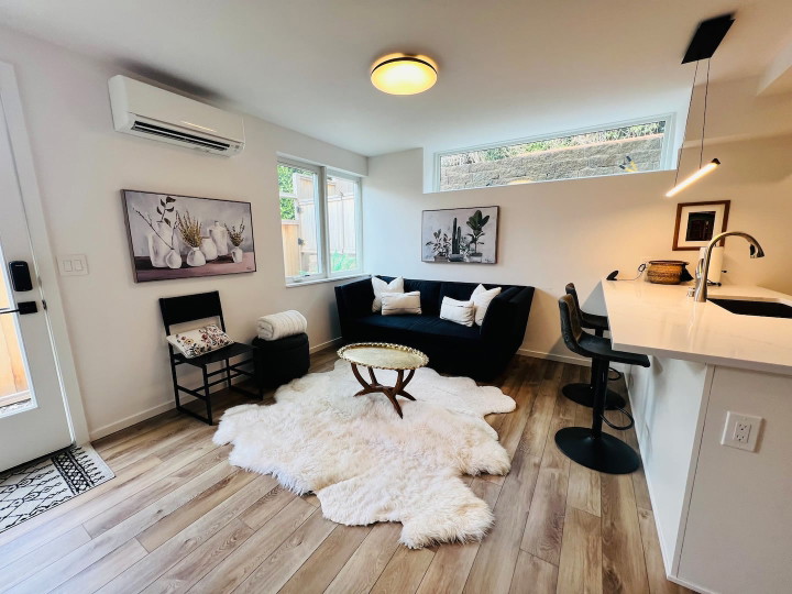 Private - Modern Alki 1bd- Super Clean! Guest Fave - Seattle, WA