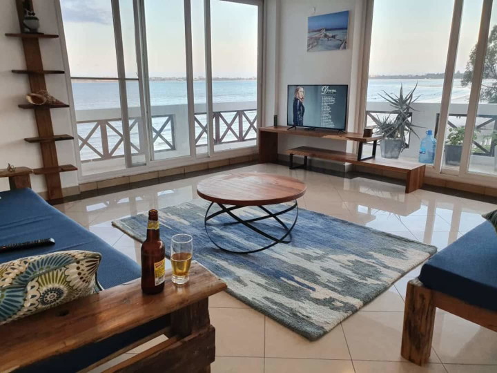 Ocean Front Beach Apartment + 3 Ensuite Bedrooms - Tanzania