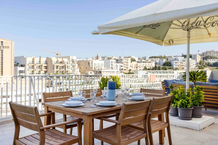 High-end Living Exclusive Penthouse St. Julians - Malta
