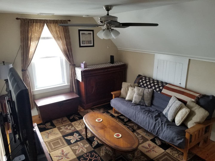 Loft Apartment Suite In Downtown Maynard - Concord, MA