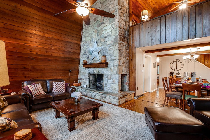Classic Massanutten Cabin, Game Room, Fire Table - Massanutten, VA