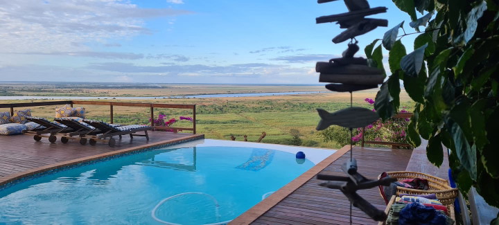 Casa Do Pássaro Near Macaneta - Breathtaking Views - Maputo