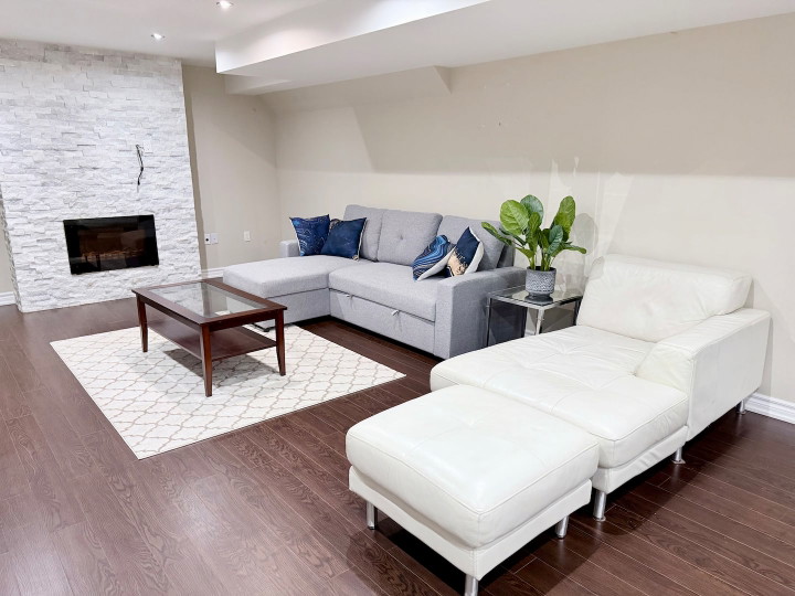 Spacious Guest Suite In Ajax On + Free Parking - Ajax