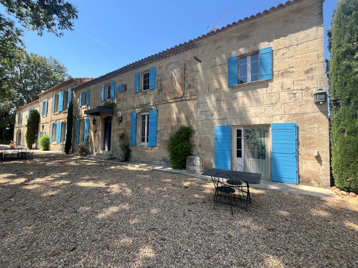 Le Mazet Dou Rose, Gîte Avec Piscine En Provence - Arles