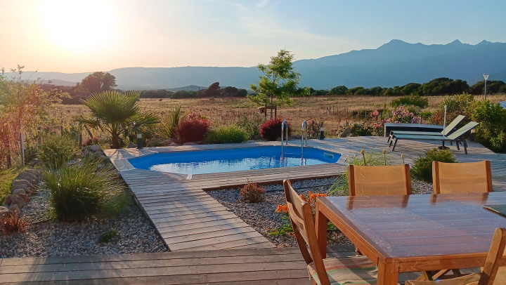Maison Piscine
Vue Montagne 
Chez Evelyne - Figari
