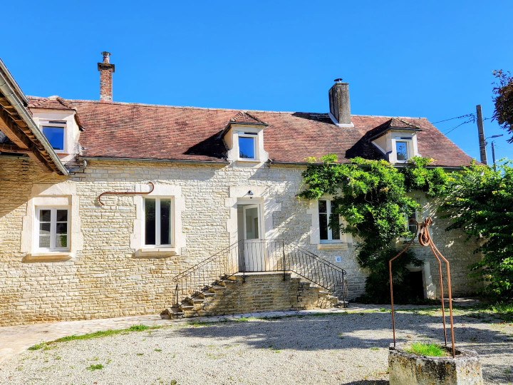 Maison De Caractère, Au Bord Du Canal De Bourgogne - Bourgogne-Franche-Comté