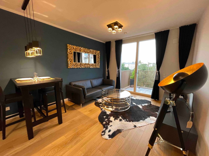 Elegant Home For Business / Leisure In Kreuzberg - Berlin