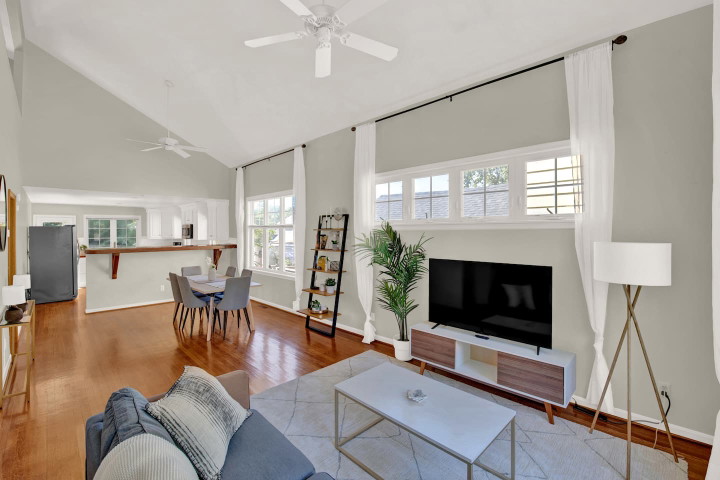 Stunning Modern Home~ 2min Drive To Uva Campus - Charlottesville, VA