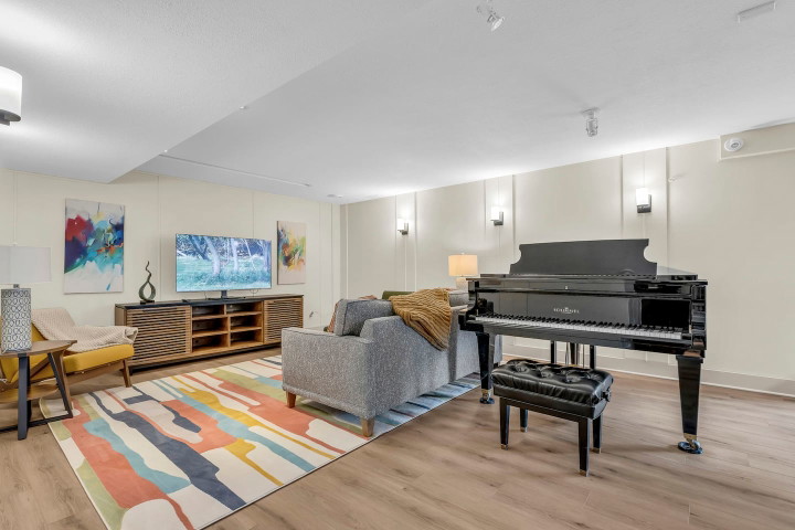 Grand Piano Suite. Stay Inspired. Stay In Style. - Overland Park, KS