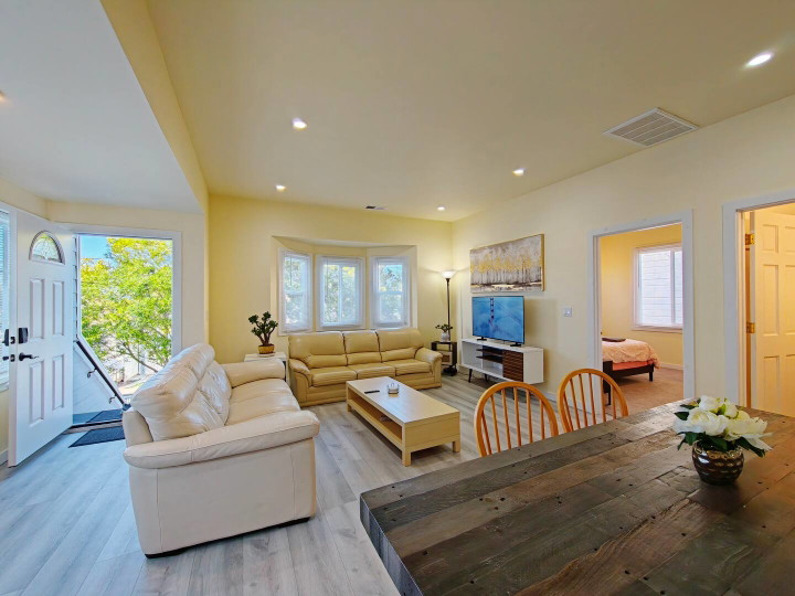129u-3b2b With Backyard Parking Space - San Francisco, CA